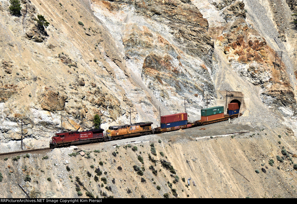 CP 8767 Emerging from Tunnel at MP 94.0